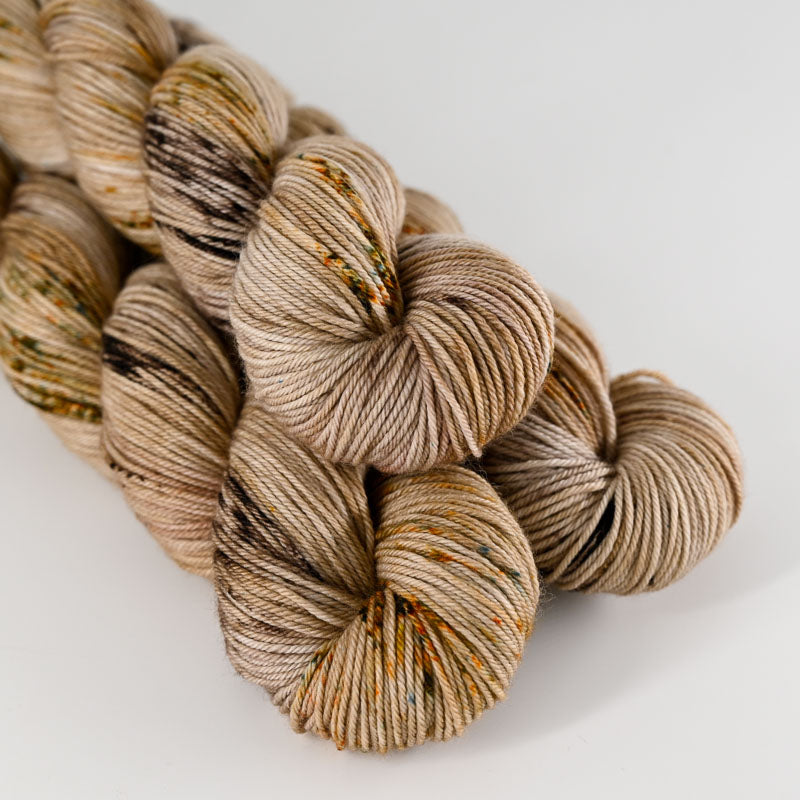 Sysleriget Sock DK | Chocolate Chip – Sysleriget - Håndfarvet Garn